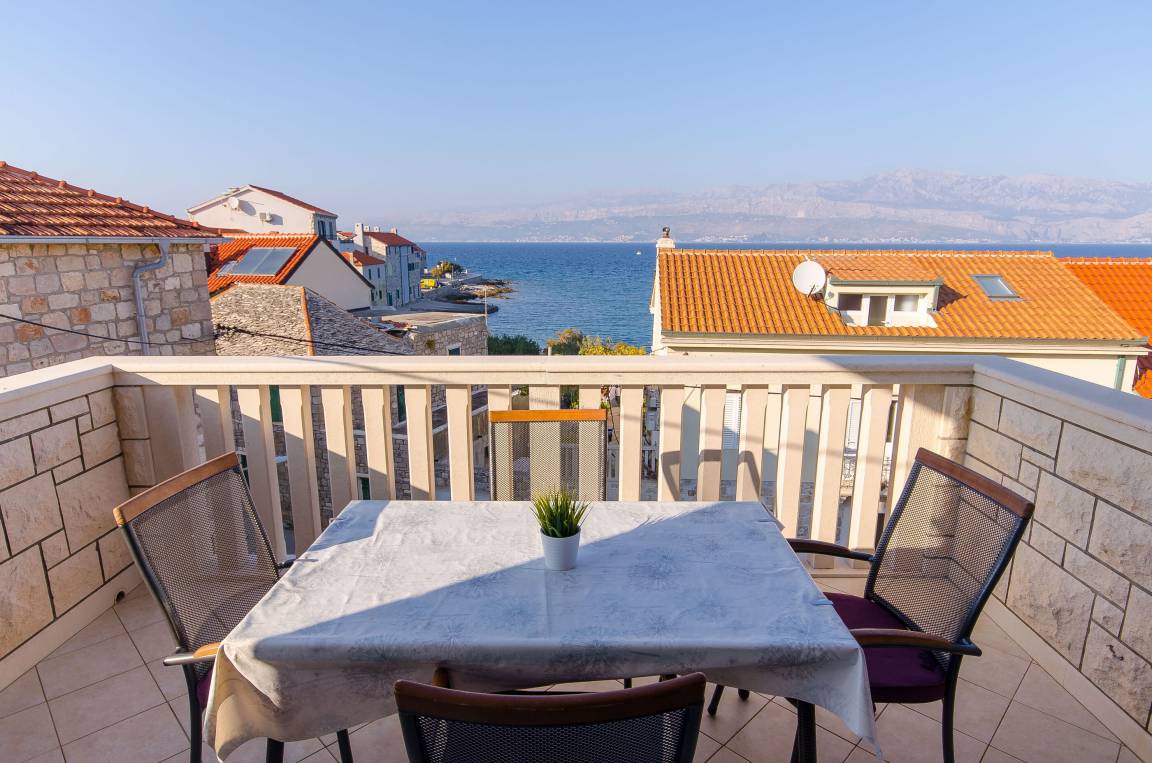 120 M² Ferienwohnung ∙ 3 Schlafzimmer ∙ 5 Gäste - Omiš