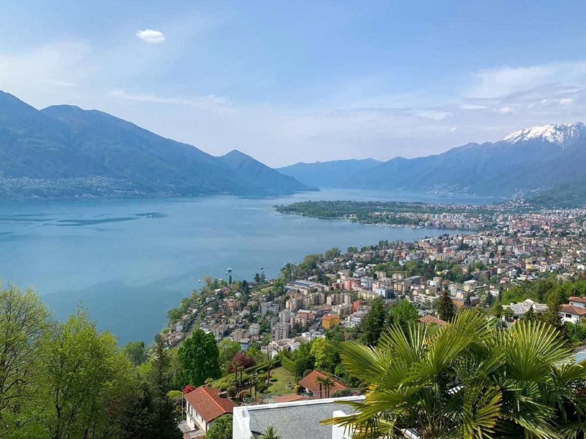 100 M² Talo ∙ 3 Makuuhuonetta ∙ 6 Vierasta - Locarno