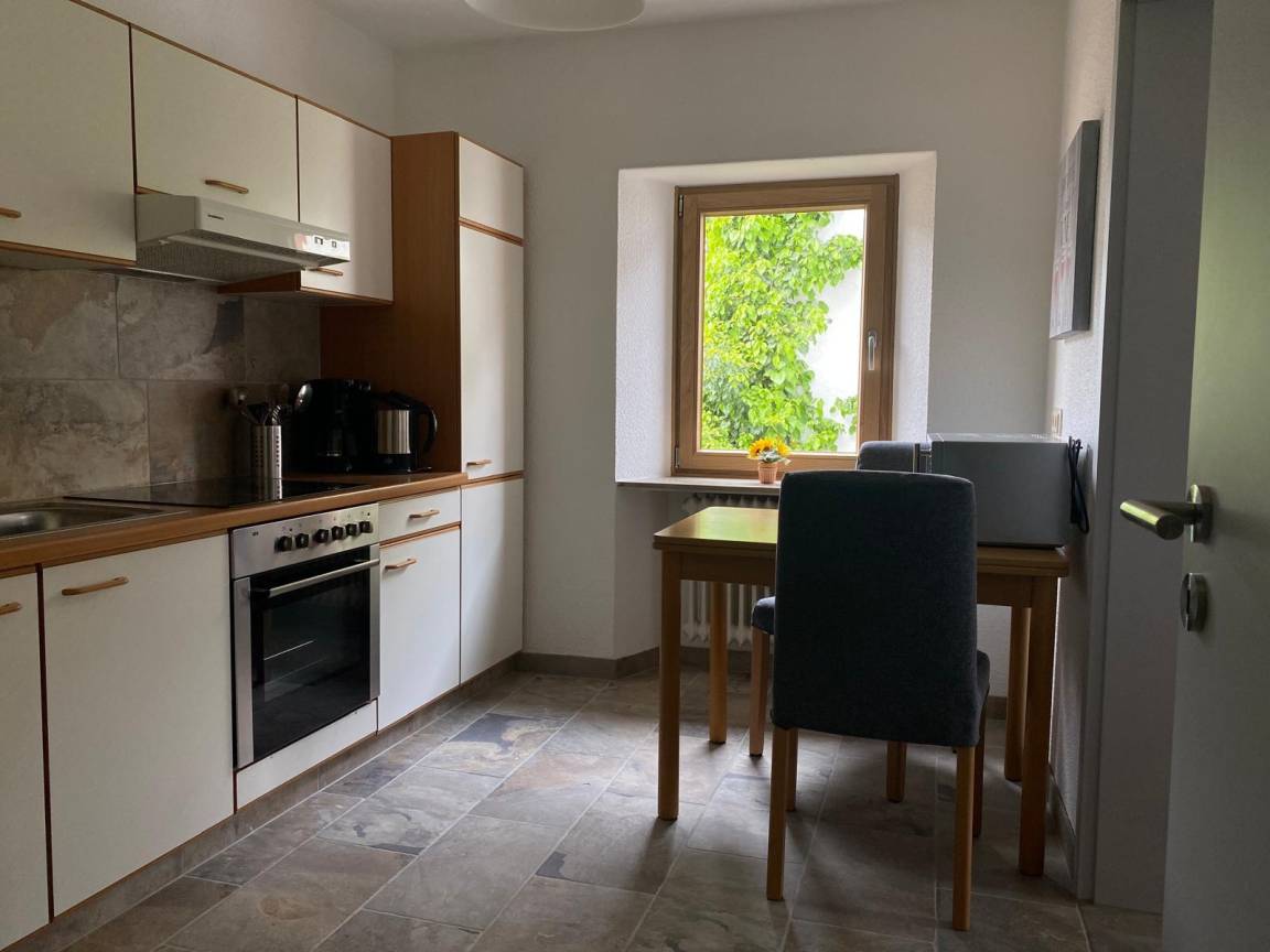 60 M² Ferienwohnung ∙ 1 Schlafzimmer ∙ 2 Gäste - Leiwen