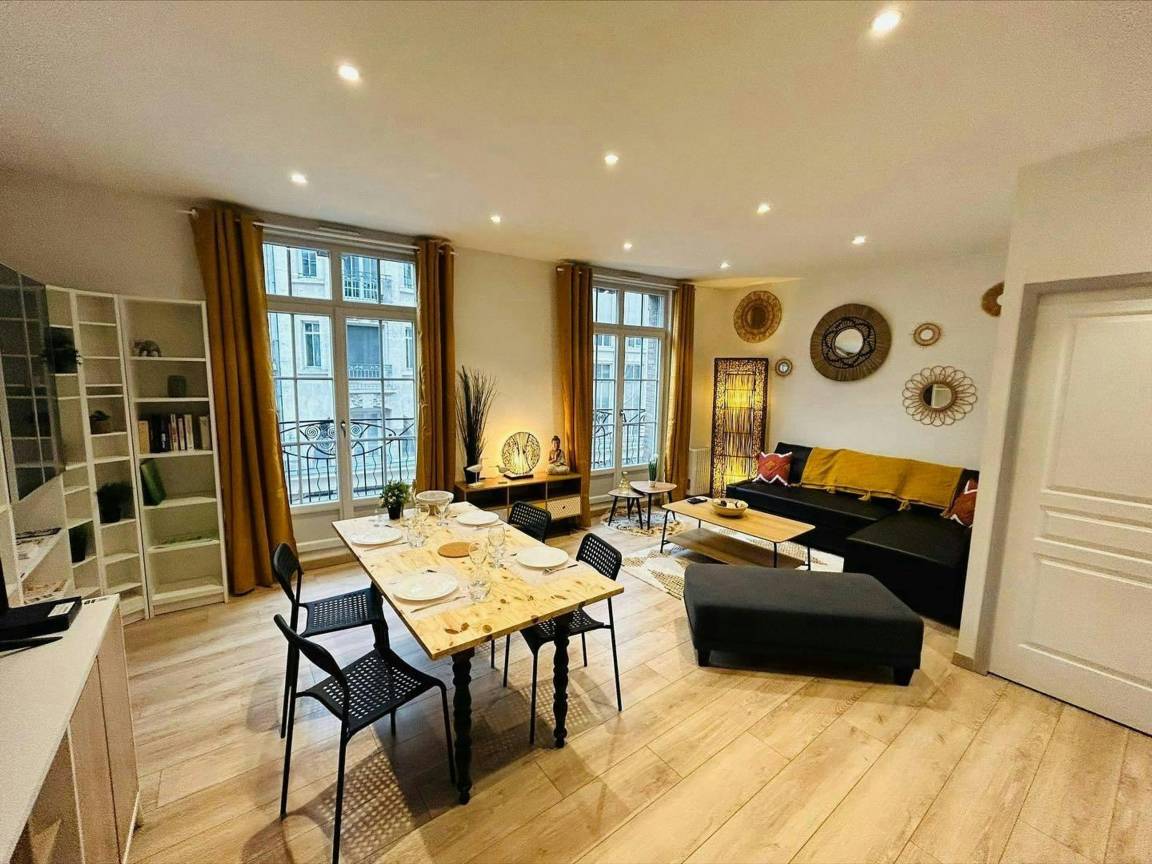 50 M² Apartamento ∙ 1 Habitación ∙ 4 Huéspedes - Reims