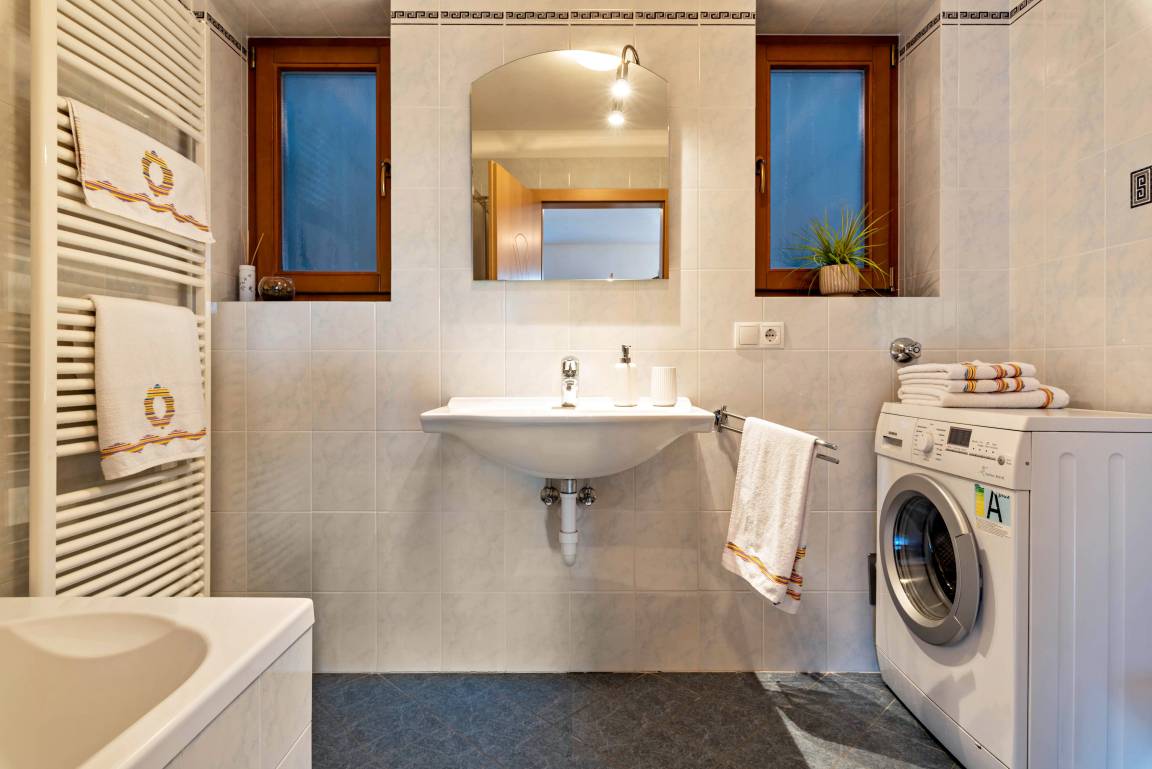 60 M² Appartement ∙ 2 Chambres ∙ 5 Personnes - Renon