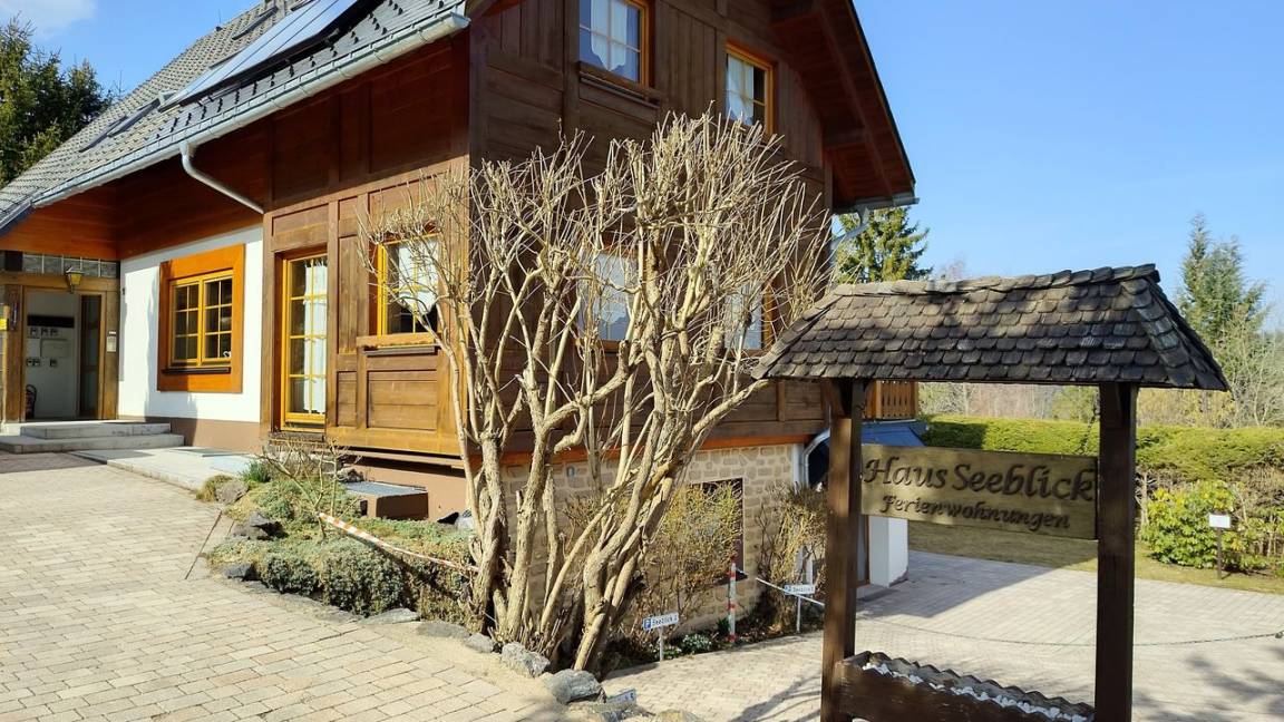 82 M² Ferienwohnung ∙ 3 Schlafzimmer ∙ 8 Gäste - Schluchsee
