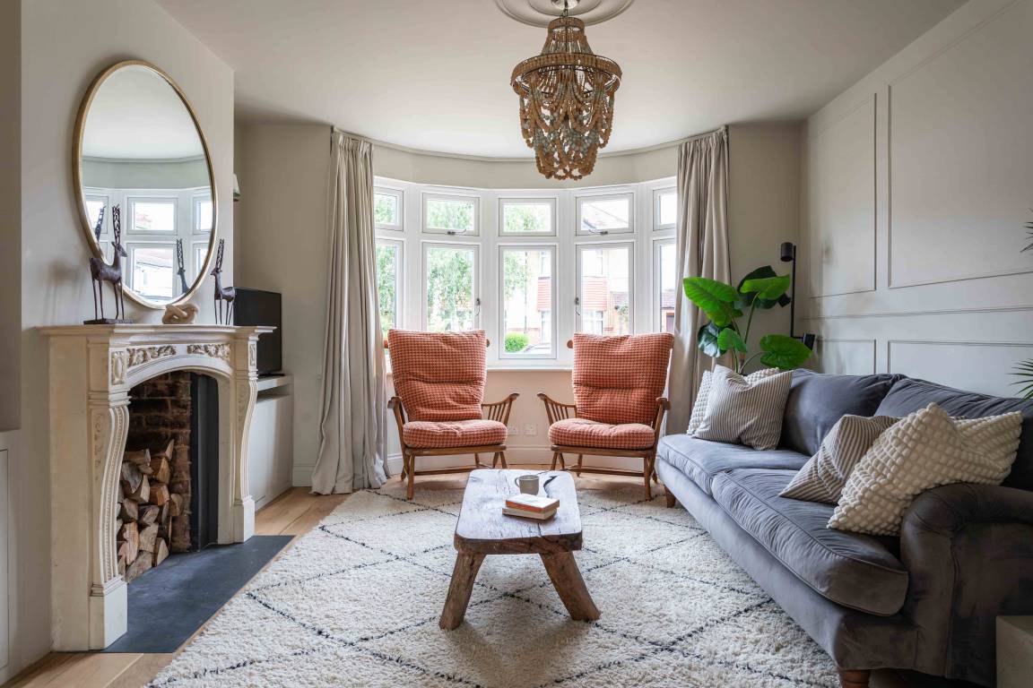 149 M² House ∙ 5 Bedrooms ∙ 9 Guests - Watford