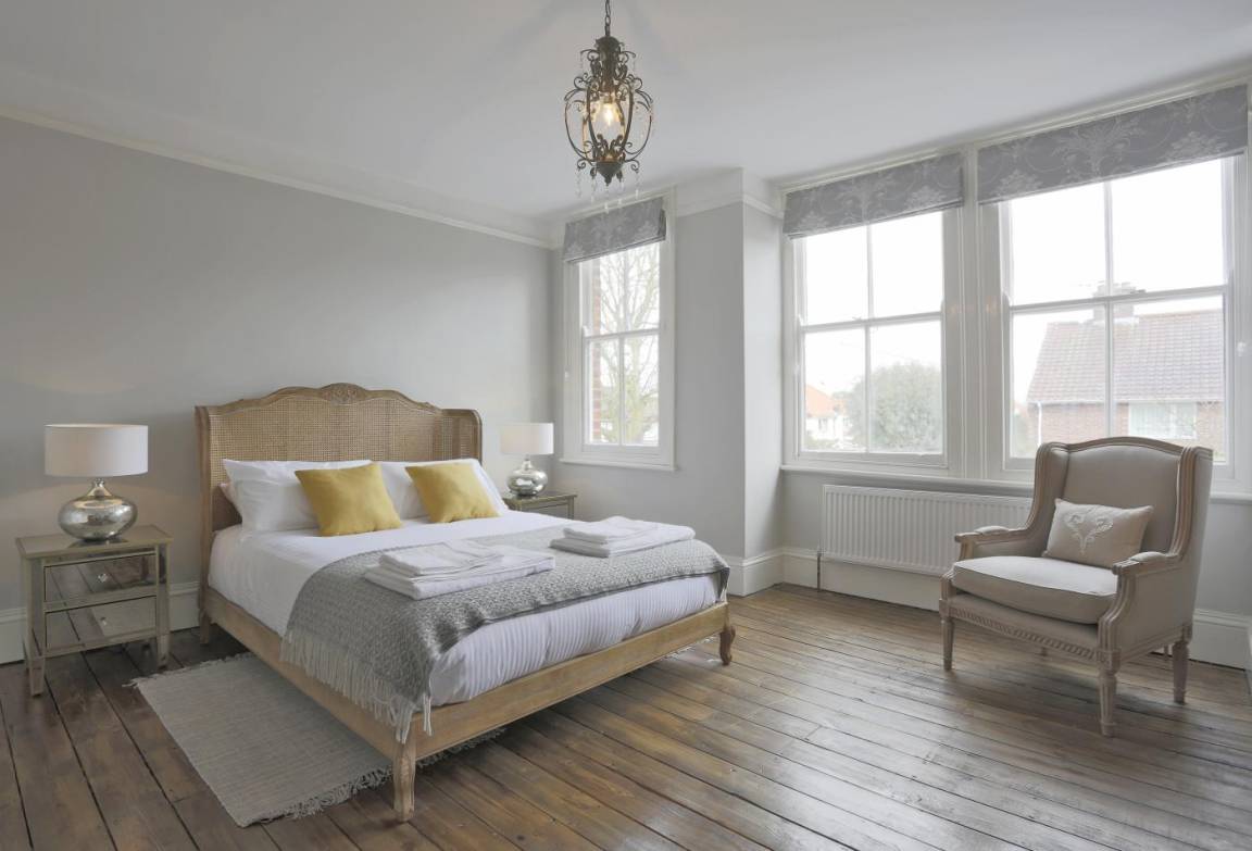 Cottage ∙ 4 Bedrooms ∙ 8 Guests - Southwold