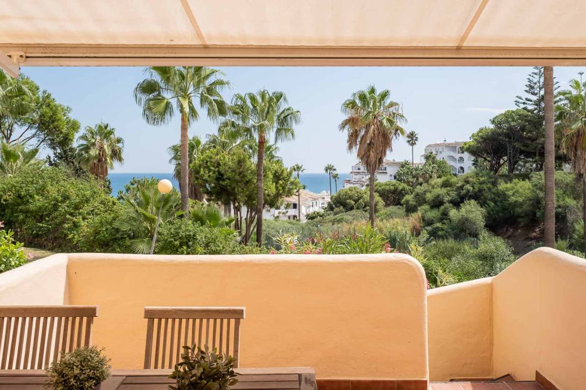 75 M² Apartment ∙ 2 Bedrooms ∙ 4 Guests - Fuengirola