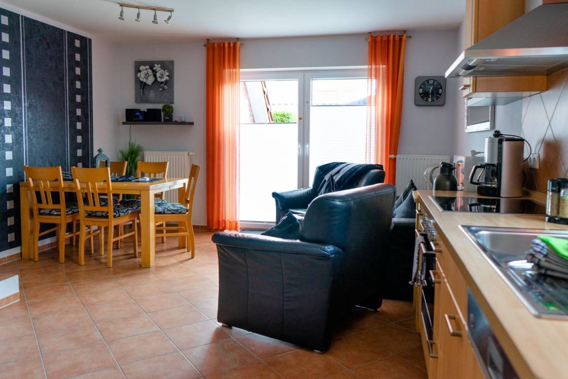 85 M² Ferienhaus ∙ 2 Schlafzimmer ∙ 5 Gäste - Jever