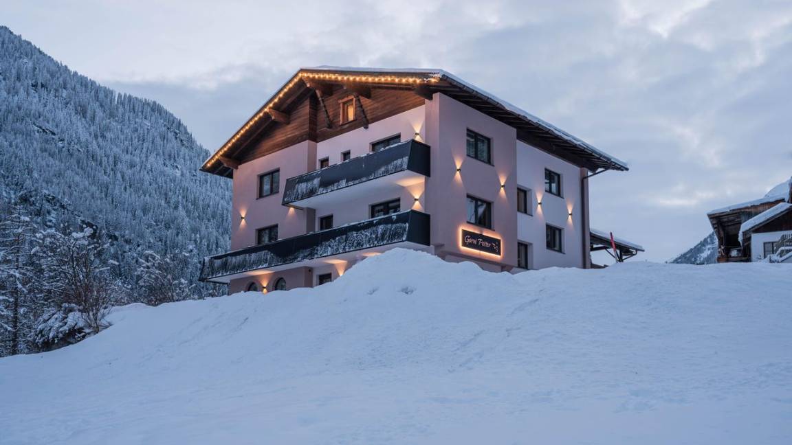 200 M² Apartment ∙ 6 Bedrooms ∙ 16 Guests - Ischgl
