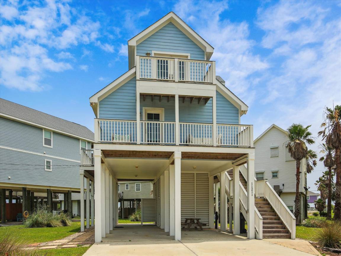 110 M² House ∙ 3 Bedrooms ∙ 6 Guests - Galveston