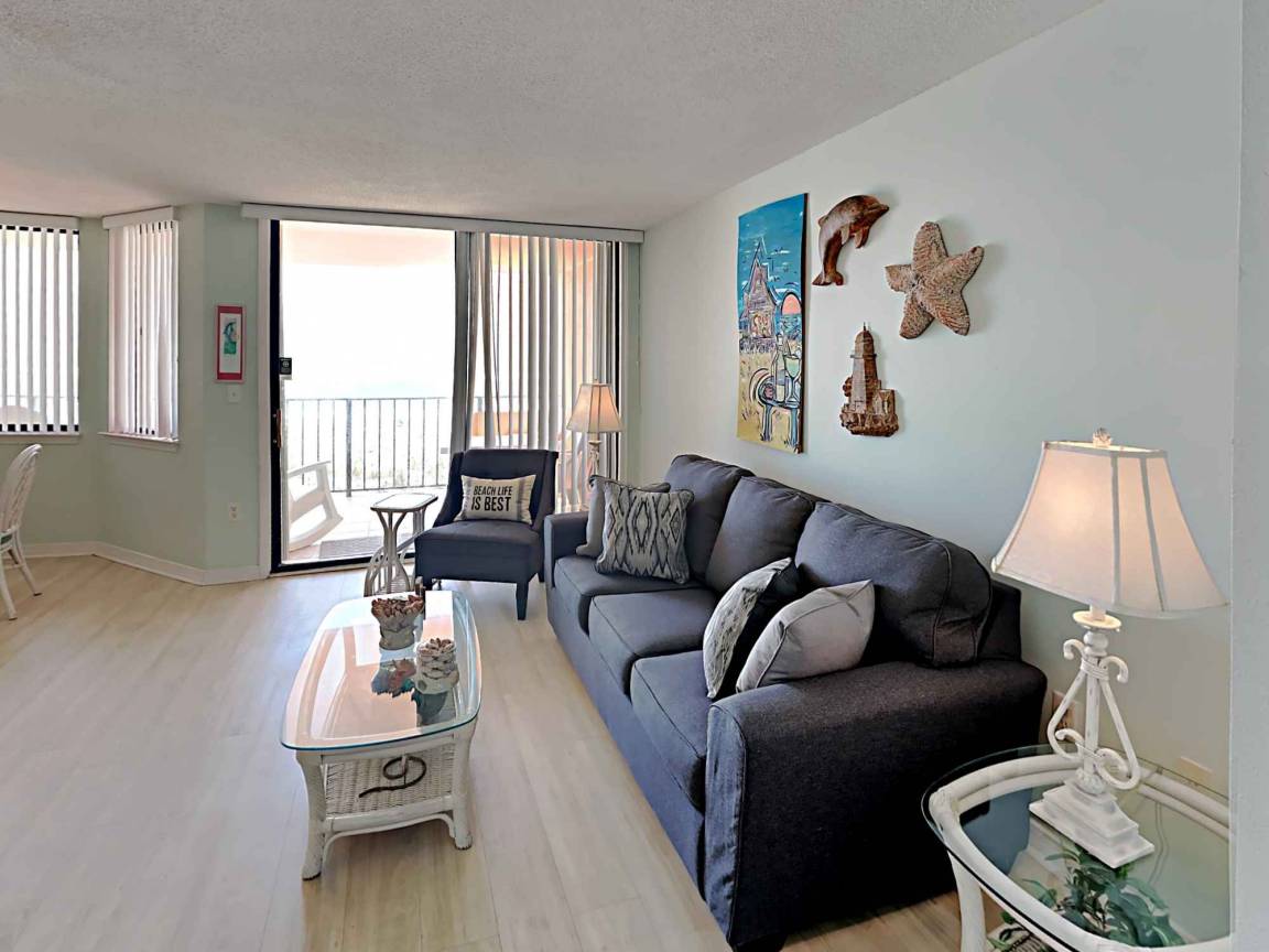 65 M² Condo ∙ 1 Bedroom ∙ 4 Guests - Pensacola Beach, FL