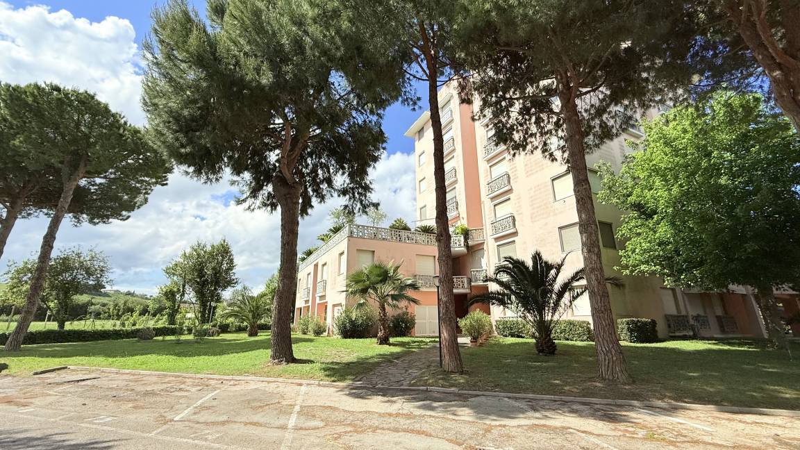 Apartment ∙ 2 Bedrooms ∙ 5 Guests - Recanati