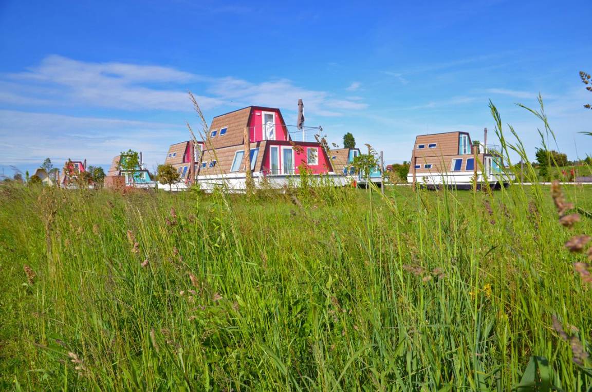 65 M² Houseboat ∙ 2 Bedrooms ∙ 6 Guests - Lignano Sabbiadoro