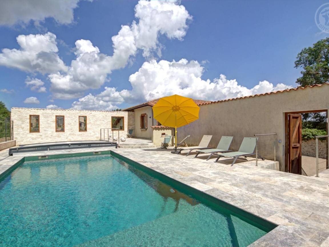 225 M² Cottage ∙ 6 Chambres ∙ 14 Personnes - Chalmazel