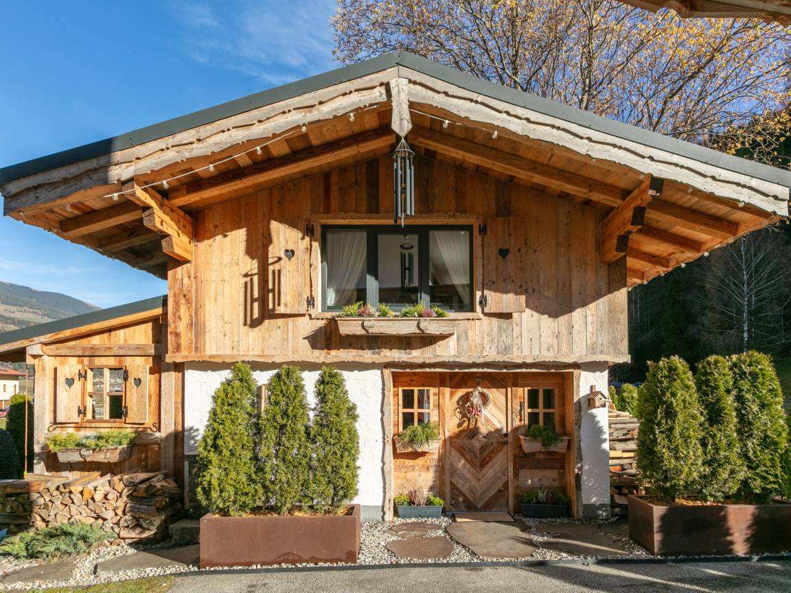 100 M² Chalet ∙ 1 Bedroom ∙ 7 Guests - Uttendorf