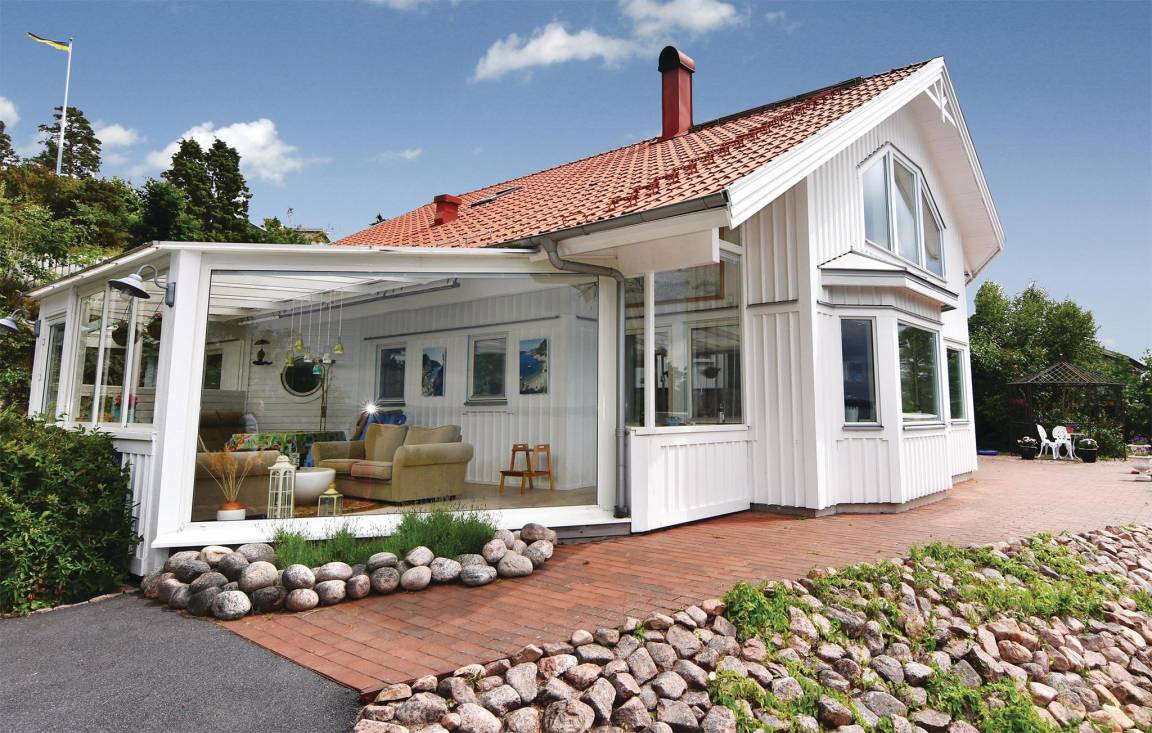 135 M² House ∙ 4 Bedrooms ∙ 10 Guests - Alingsås
