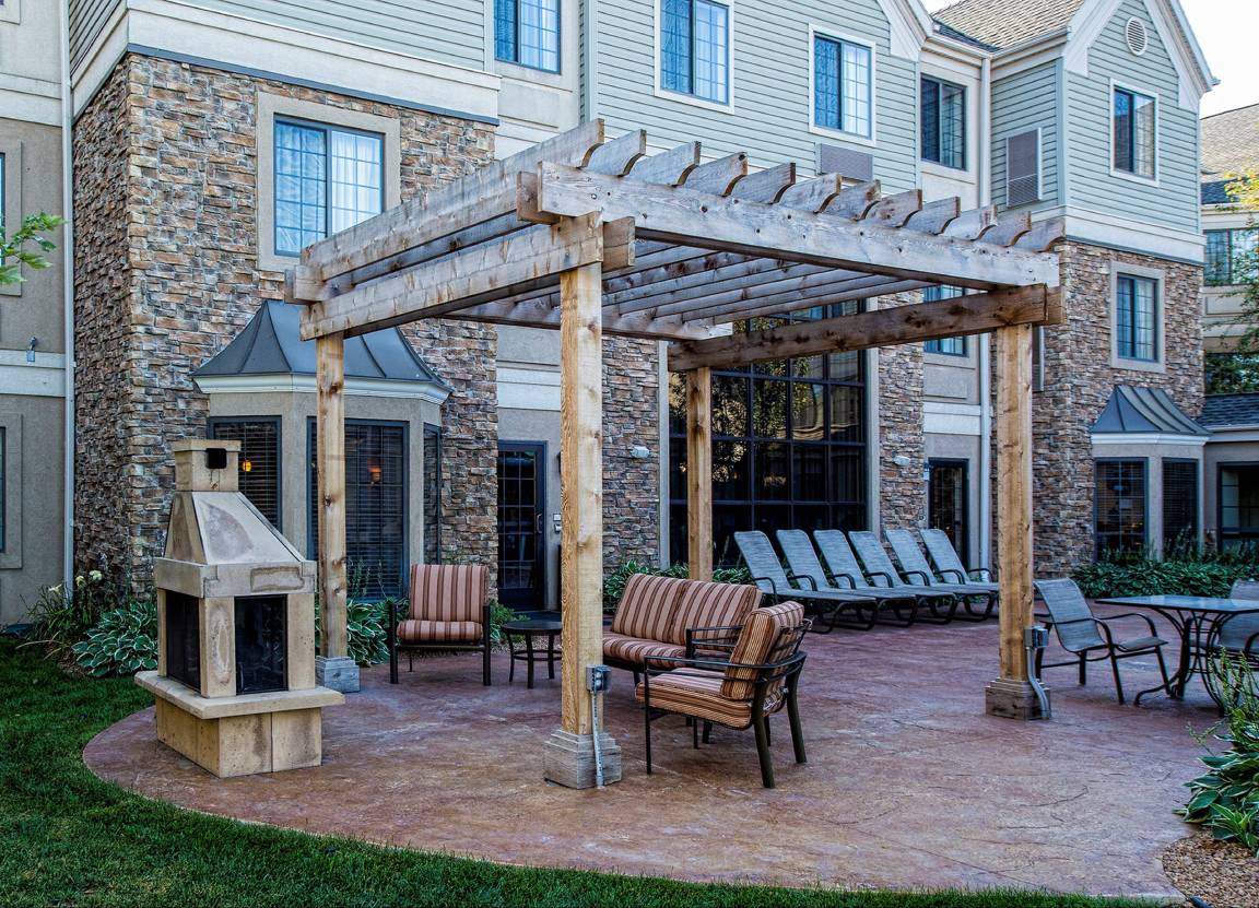 Condo ∙ 2 Bedrooms ∙ 8 Guests - Apple Valley, MN