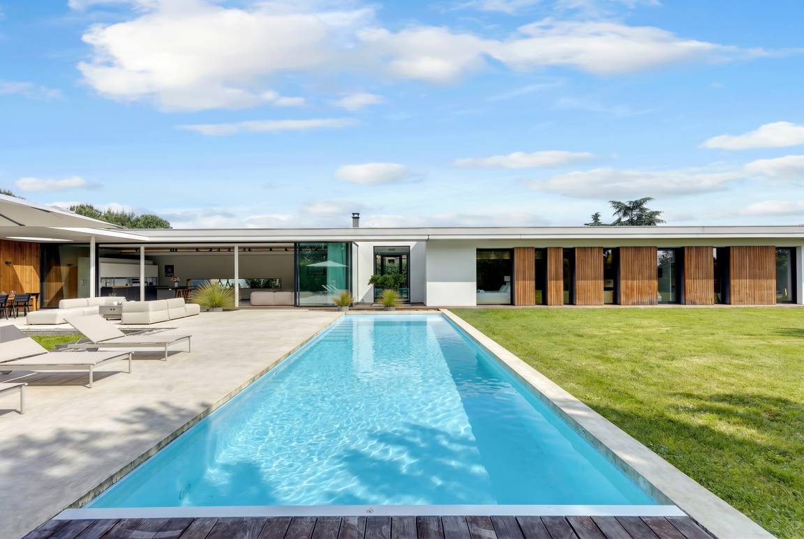 250 M² Talo ∙ 5 Makuuhuonetta ∙ 9 Vierasta - Colomiers