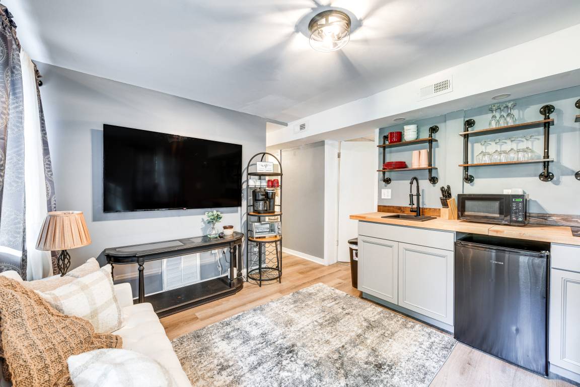 92 M² Apartment ∙ 2 Bedrooms ∙ 4 Guests - Chesterfield, VA