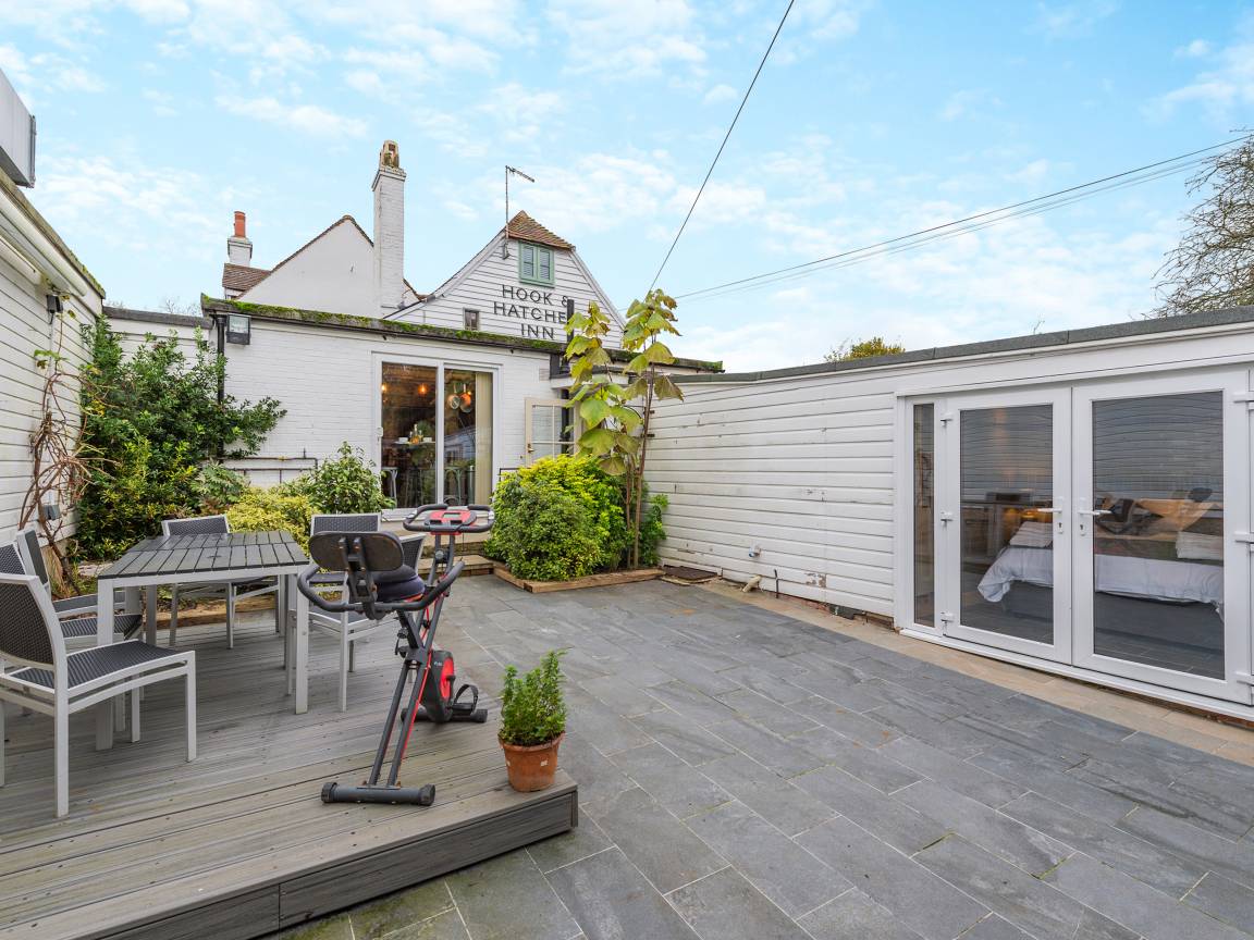 Cottage ∙ 5 Bedrooms ∙ 10 Guests - Kent