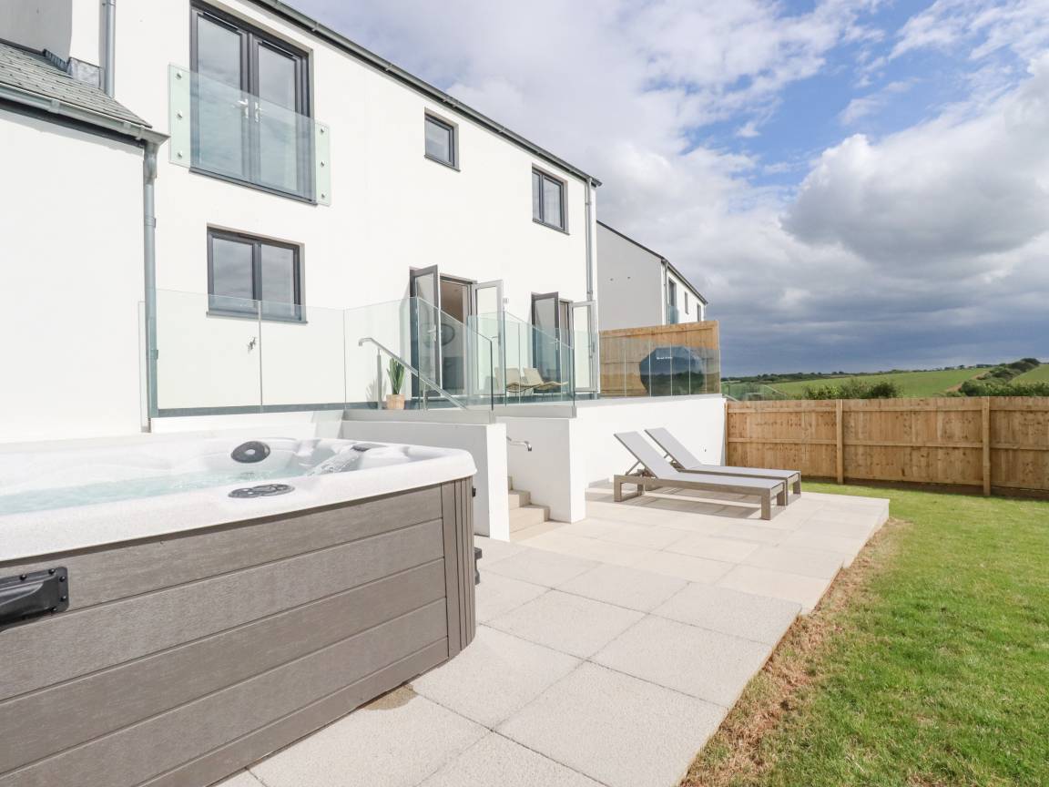 Cottage ∙ 4 Bedrooms ∙ 8 Guests - Fistral Beach