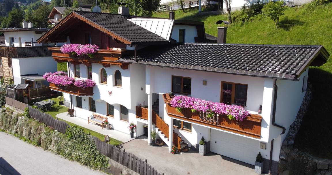 78 M² Apartment ∙ 2 Bedrooms ∙ 6 Guests - Kaltenbach