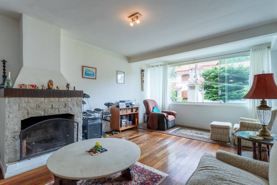 200 M² House ∙ 3 Bedrooms ∙ 7 Guests - Petrópolis