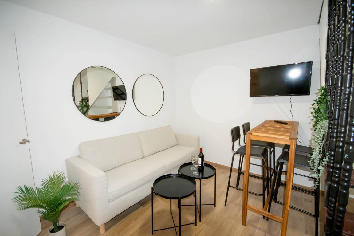 50 M² Apartamento ∙ 3 Habitaciones ∙ 6 Huéspedes - Leganés