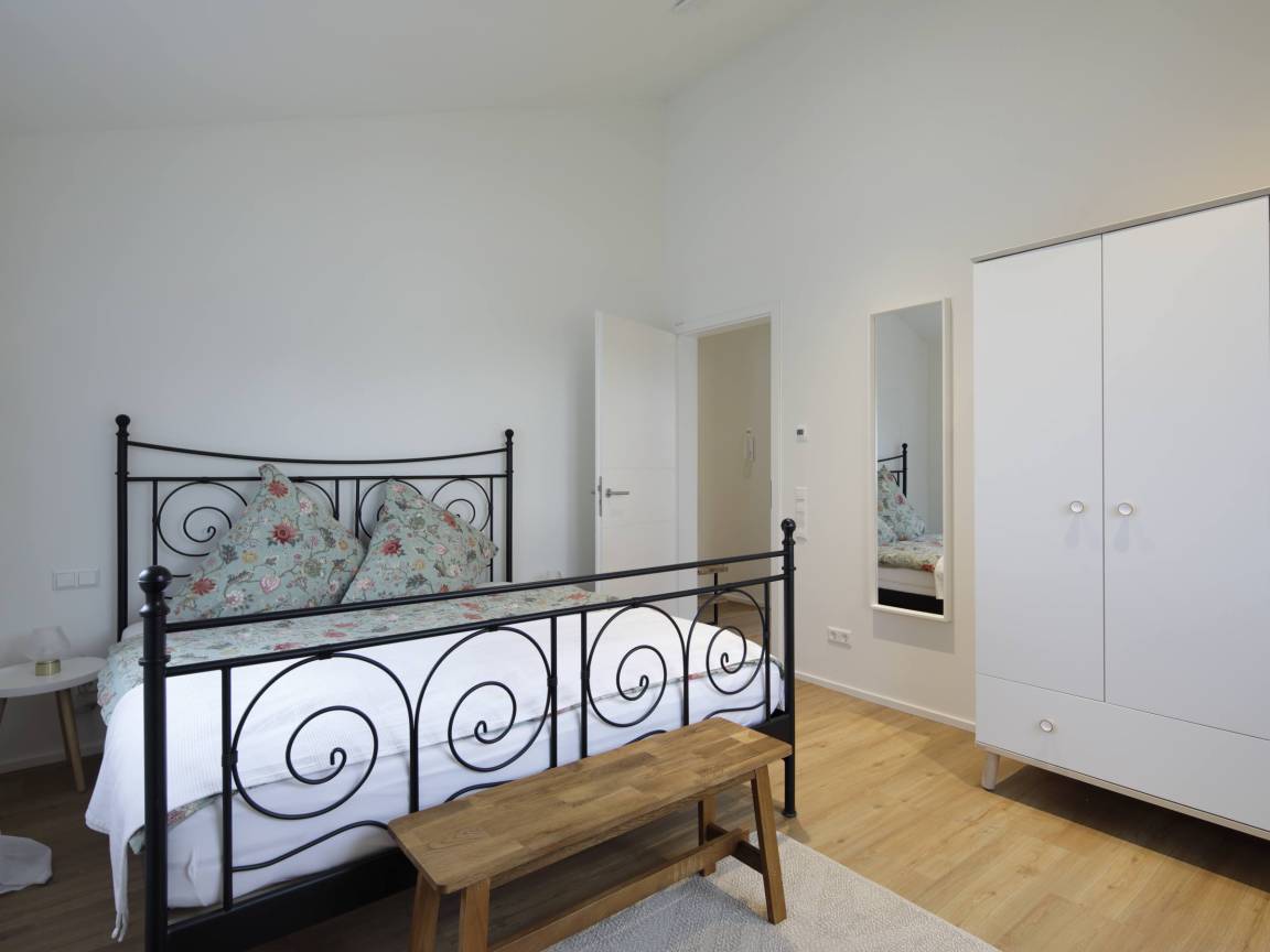 90 M² Apartment ∙ 2 Bedrooms ∙ 4 Guests - Freiburg