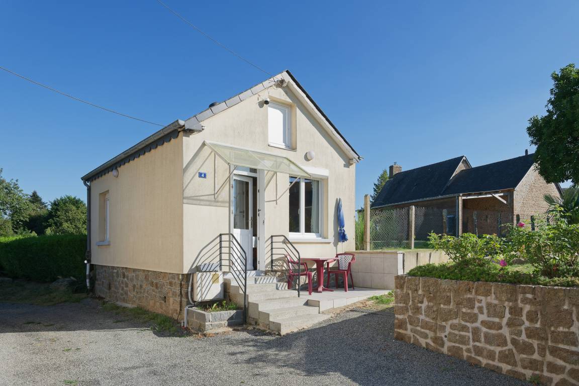 35 M² House ∙ 1 Bedroom ∙ 2 Guests - Saint-Hilaire-du-Harcouët