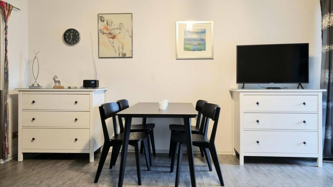 36 M² Ferienwohnung ∙ 1 Schlafzimmer ∙ 2 Gäste - Butjadingen