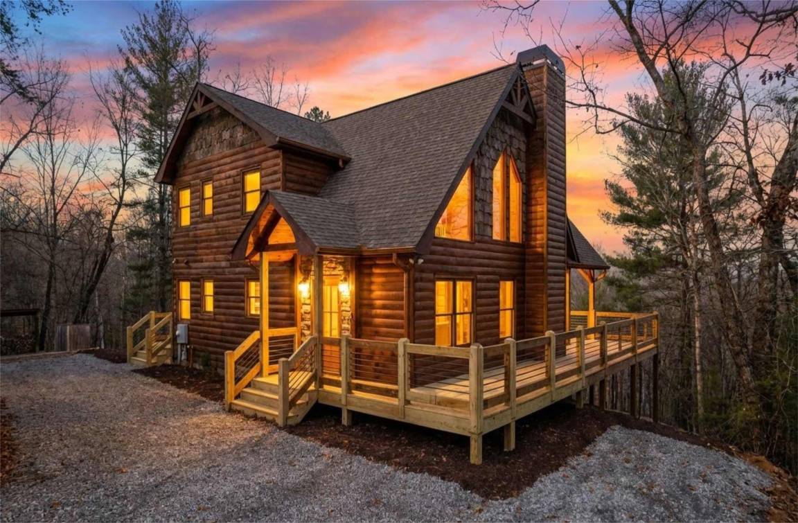 Apartment ∙ 3 Bedrooms ∙ 10 Guests - Blue Ridge, GA