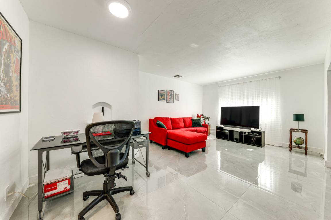 83 M² House ∙ 2 Bedrooms ∙ 4 Guests - Fort Lauderdale, FL