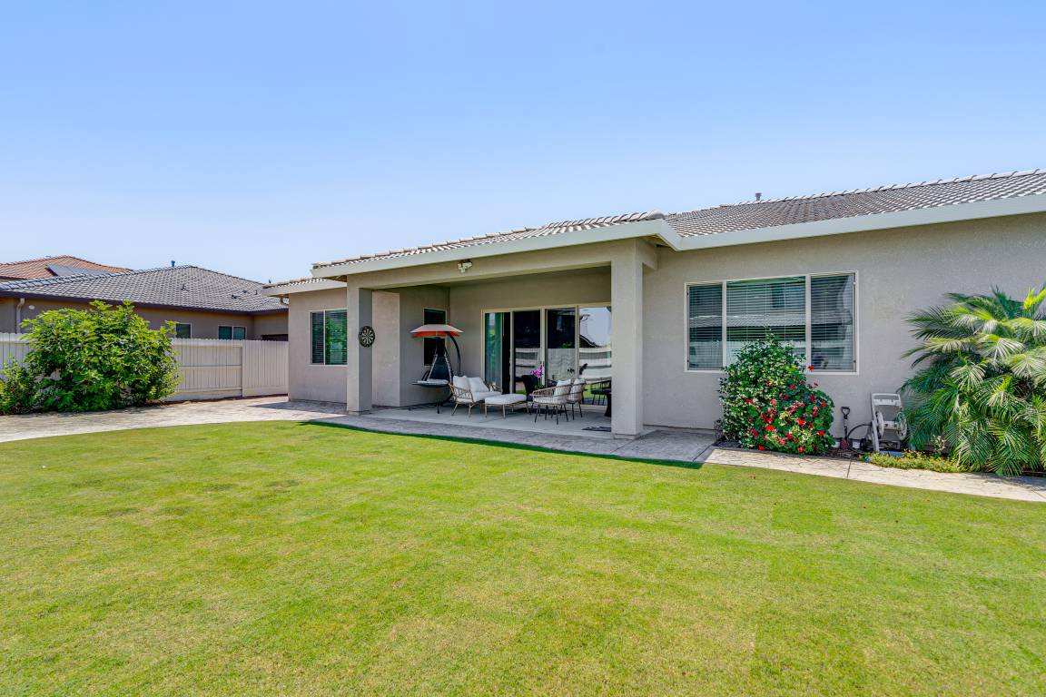287 M² House ∙ 4 Bedrooms ∙ 11 Guests - Bakersfield, CA