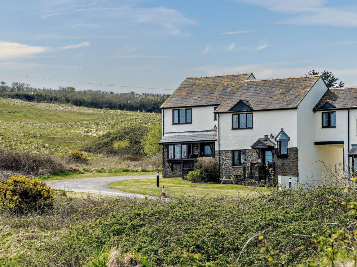 Cottage ∙ 2 Bedrooms ∙ 4 Guests - Croyde