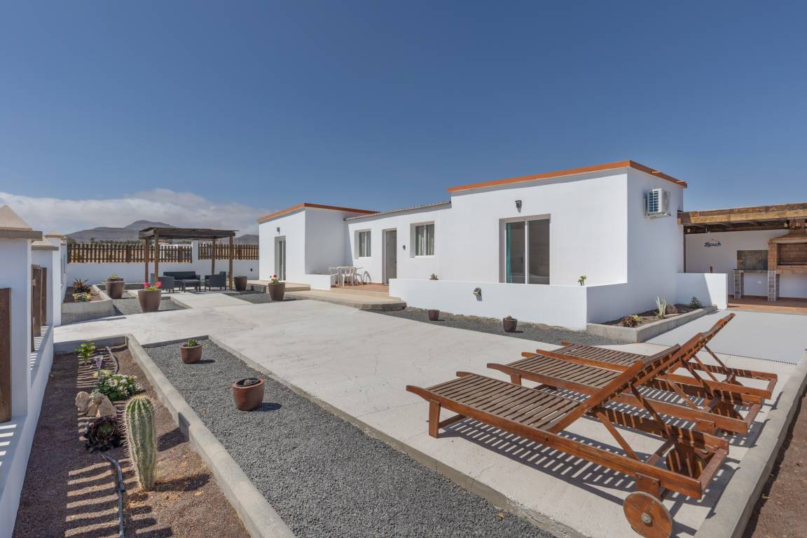 70 M² Ferienhaus ∙ 2 Schlafzimmer ∙ 4 Gäste - Gran Tarajal