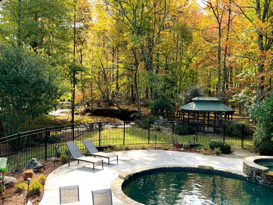 530 M² Cabin ∙ 6 Bedrooms ∙ 18 Guests - Blue Ridge, GA