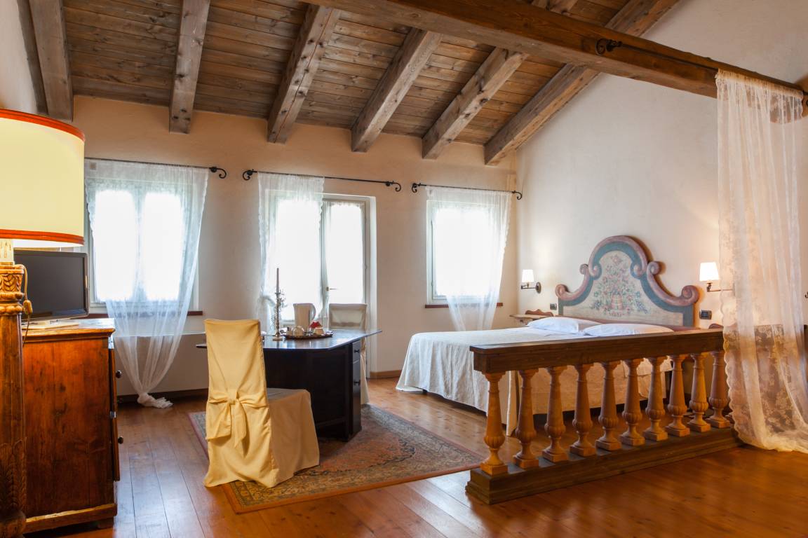 60 M² Habitación Privada ∙ 1 Habitación ∙ 4 Huéspedes - Santarcangelo di Romagna
