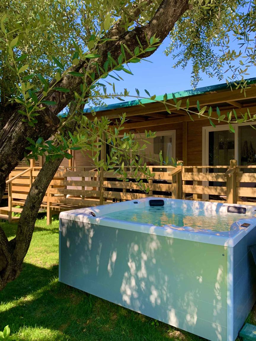 33 M² Caravan ∙ 2 Bedrooms ∙ 5 Guests - Lake Garda