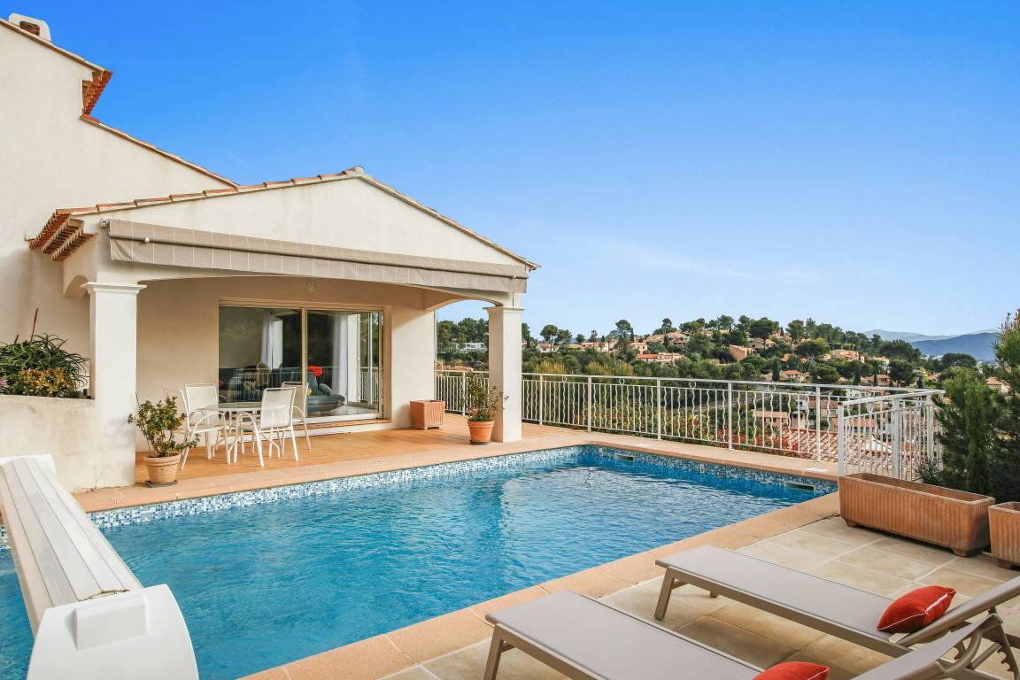 123 M² Huis ∙ 3 Slaapkamers ∙ 5 Gasten - Porquerolles