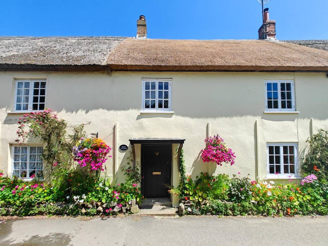 Cottage ∙ 2 Bedrooms ∙ 4 Guests - Bridport