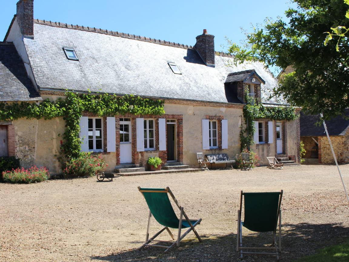 200 M² Cottage ∙ 4 Bedrooms ∙ 11 Guests - Saint-Calais