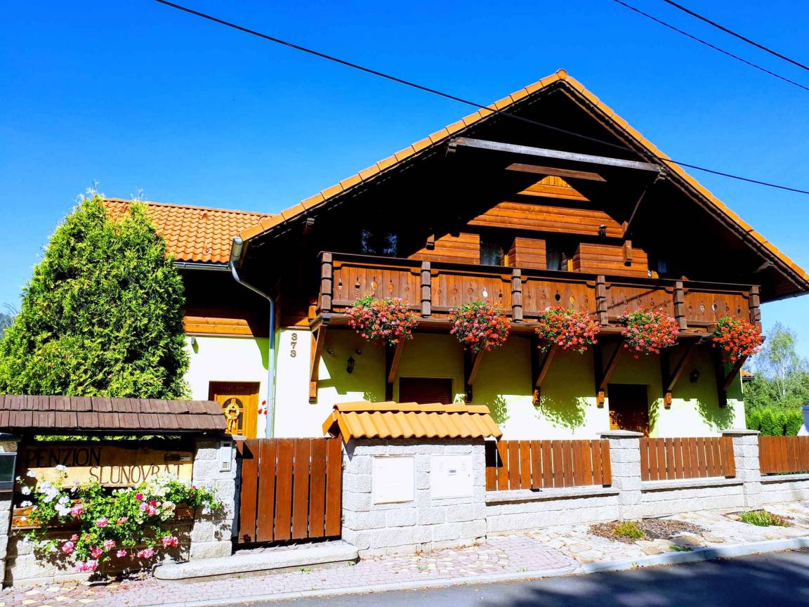 105 M² Apartamento ∙ 2 Habitaciones ∙ 6 Huéspedes - Karlovy Vary