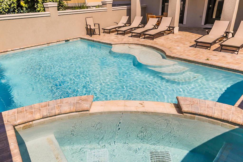 325 M² House ∙ 6 Bedrooms ∙ 16 Guests - Miramar Beach, FL
