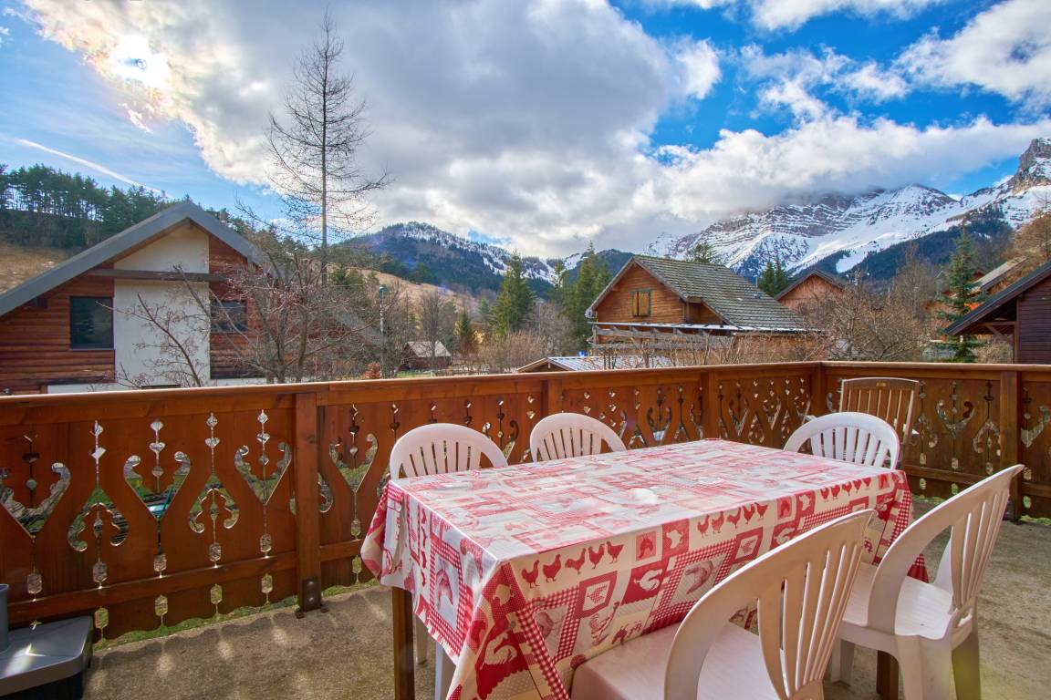 100 M² Chalet ∙ 4 Chambres ∙ 8 Personnes - Gresse-en-Vercors