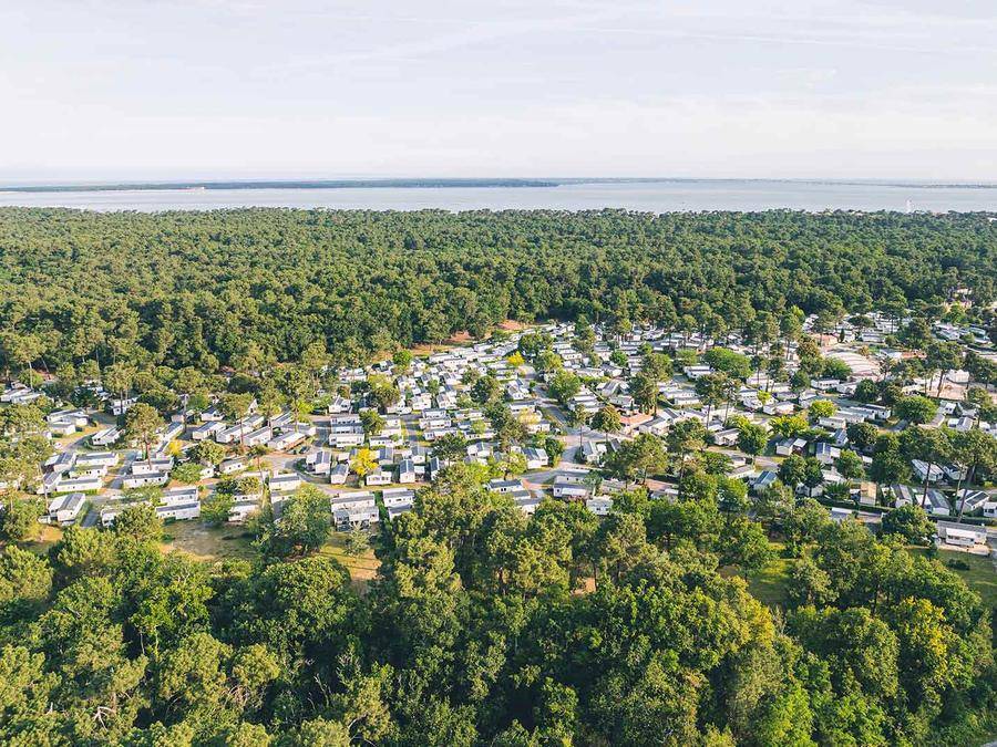 Caravan ∙ 2 Bedrooms ∙ 8 Guests - Oléron