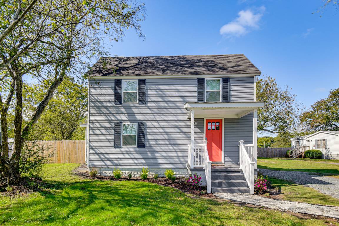 97 M² House ∙ 2 Bedrooms ∙ 7 Guests - Cape Charles, VA