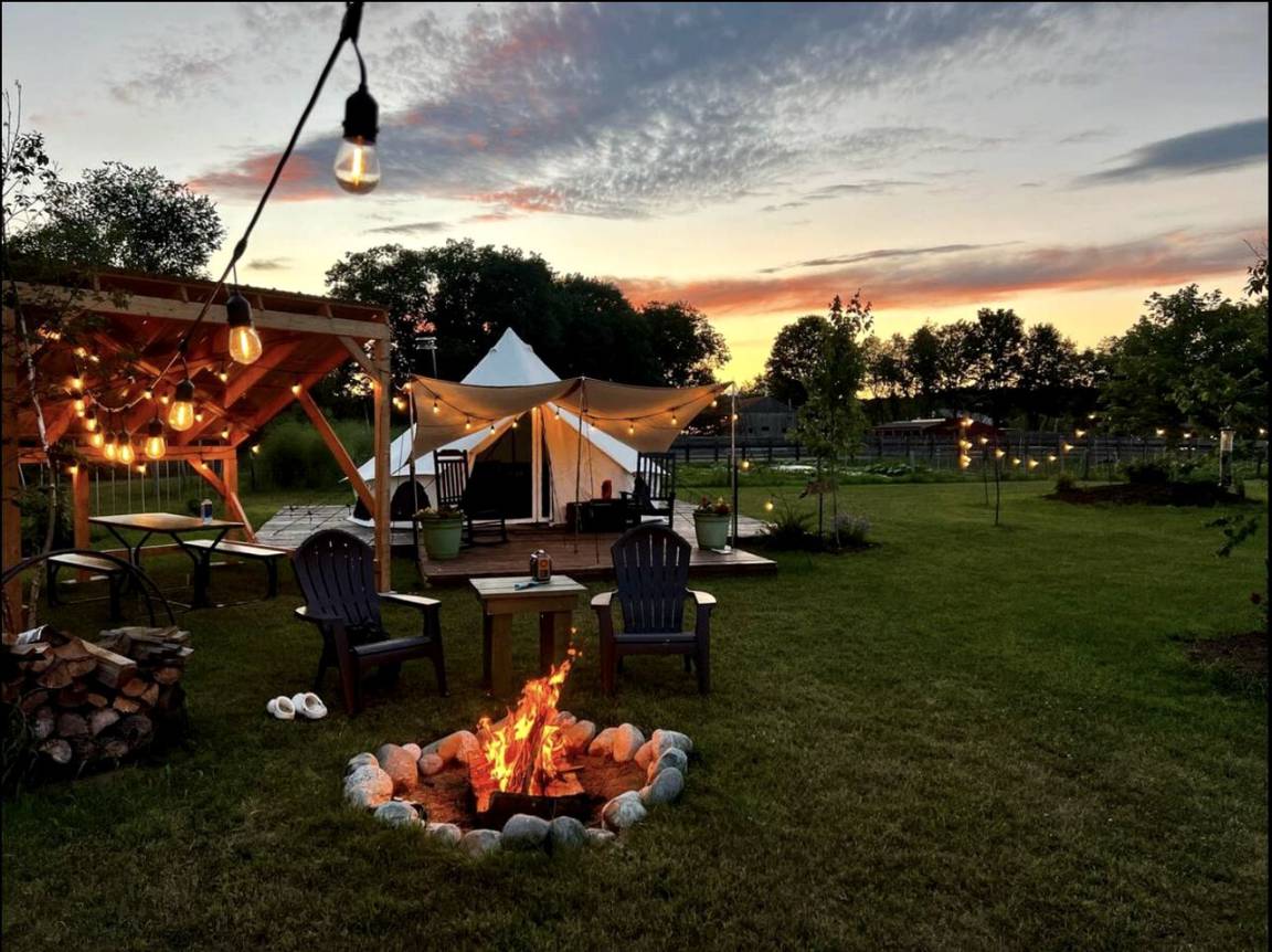 Camping ∙ 1 Chambre ∙ 2 Personnes - Maine