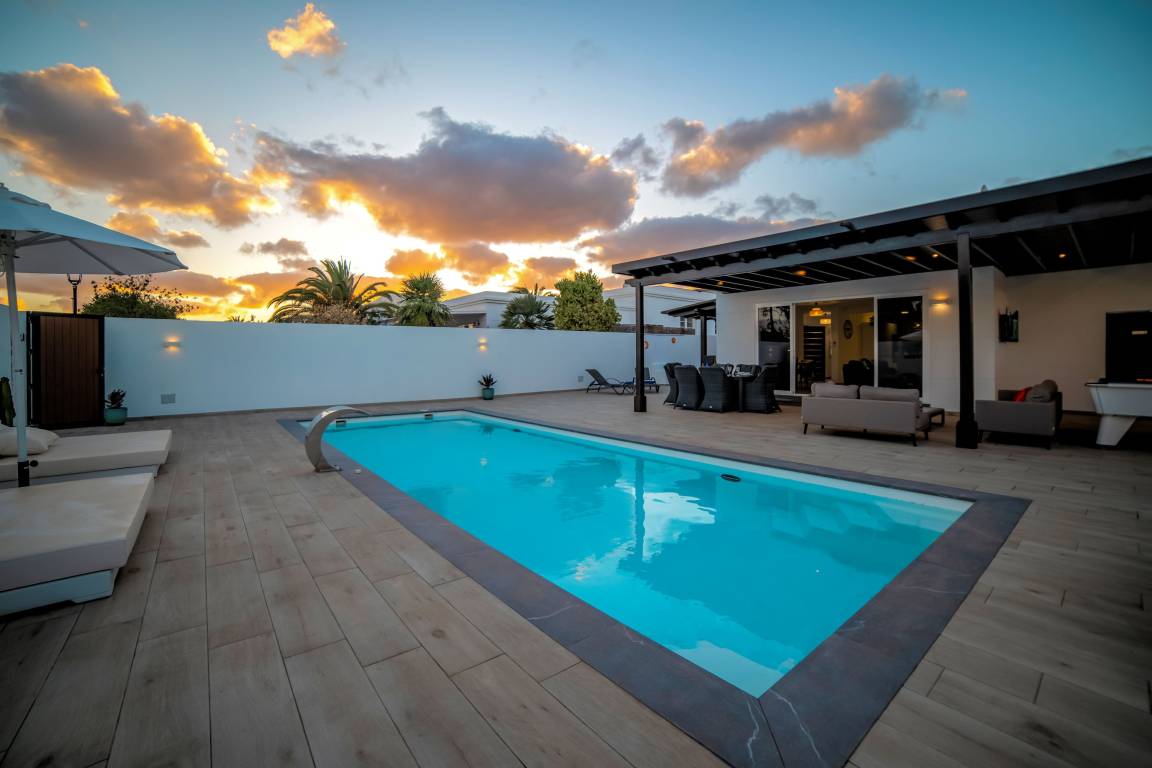 150 M² Villa ∙ 3 Bedrooms ∙ 6 Guests - Puerto del Carmen