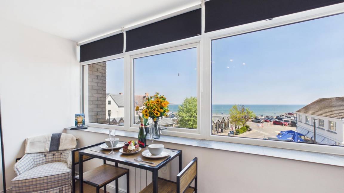 37 M² Apartment ∙ 1 Bedroom ∙ 2 Guests - Saundersfoot