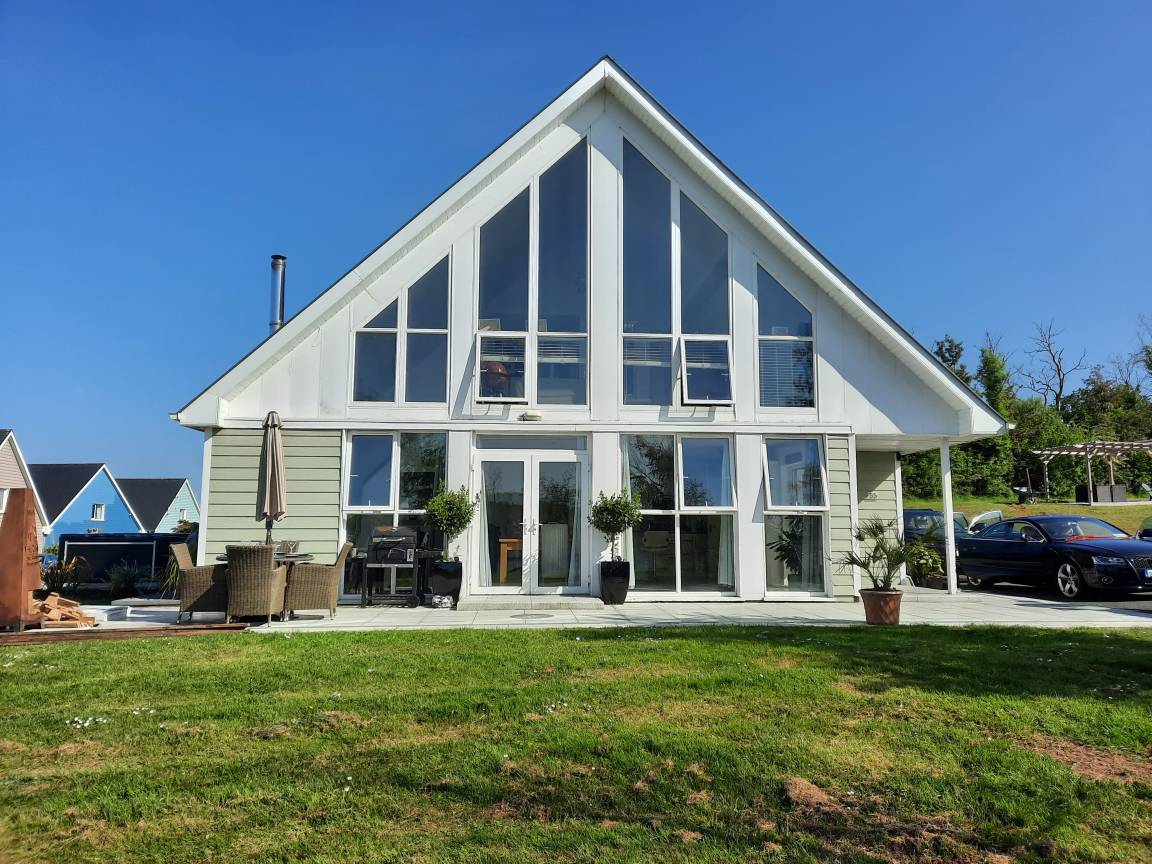 90 M² House ∙ 3 Bedrooms ∙ 6 Guests - Ireland