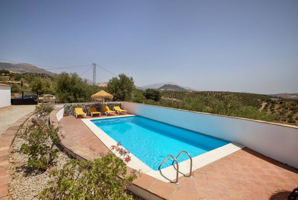 120 M² Casa De Campo ∙ 3 Habitaciones ∙ 10 Huéspedes - Provincia de Málaga, España